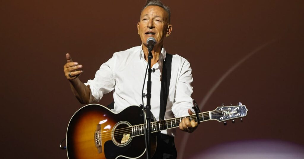 Bruce Springsteen Supports No Kings Movement Amid U.S. Turmoil - alist ...