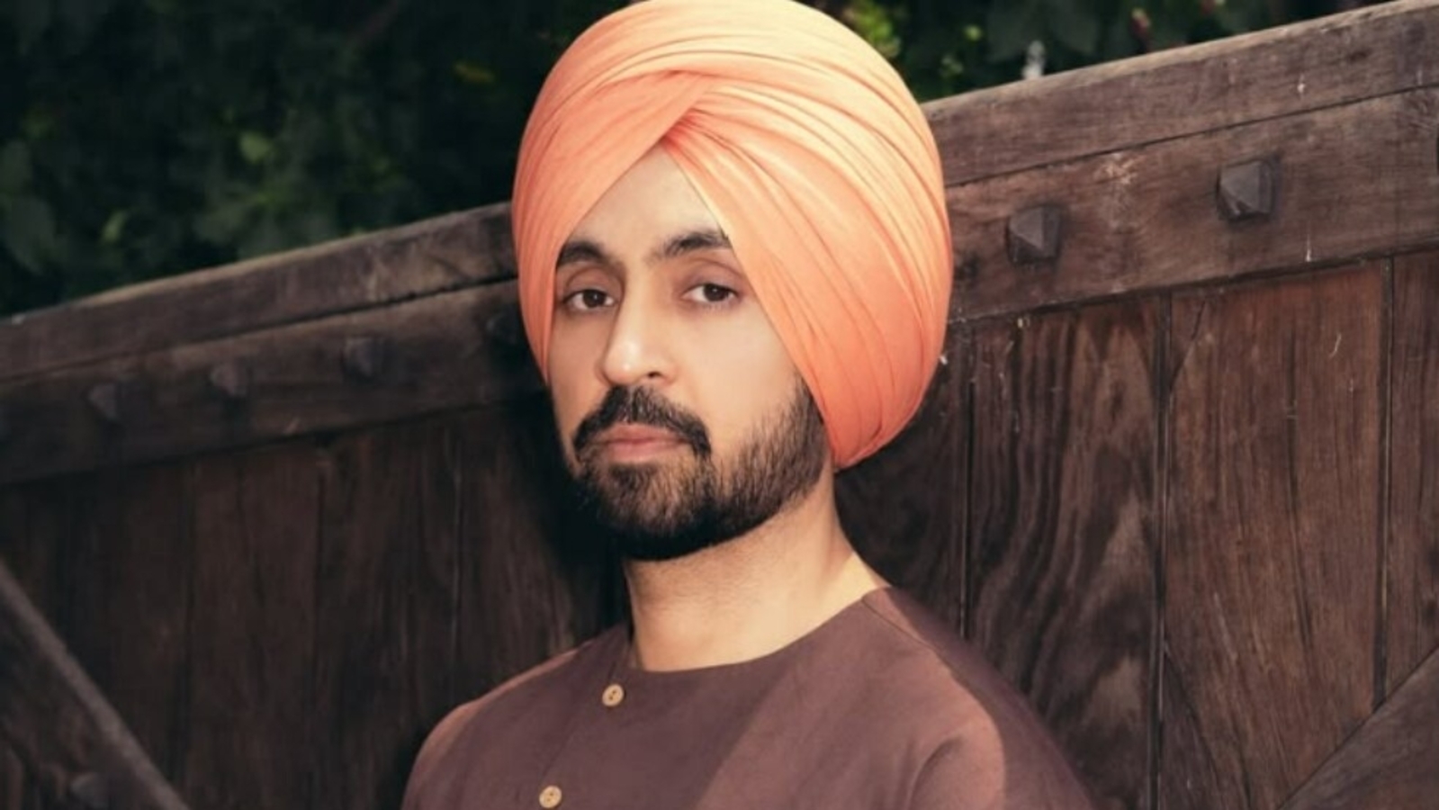 Diljit Dosanjh Remembers Earning ₹2,000 Singing at Weddings Amid Family ...